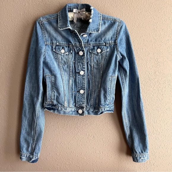 American Eagle Outfitters | Jackets & Coats | Cropped Jean Jacket With ...